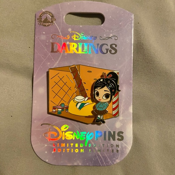 Disney | Other | New Walt Disney Parks Darlings Limited Edition Pin ...